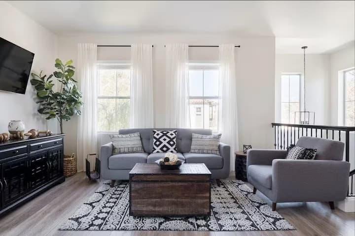 Kickback Crib Near Dt Gilbert – Walk & Explore! - Chandler, AZ