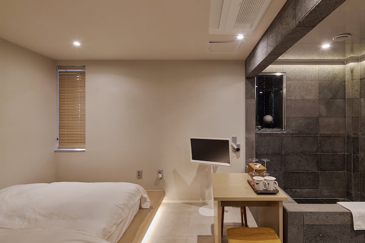 2.3 #프라이빗 #한국제주 #현무암스톤자쿠지 #스파 #홍대/김포공항 15분 #전통문화체험 - Seoul