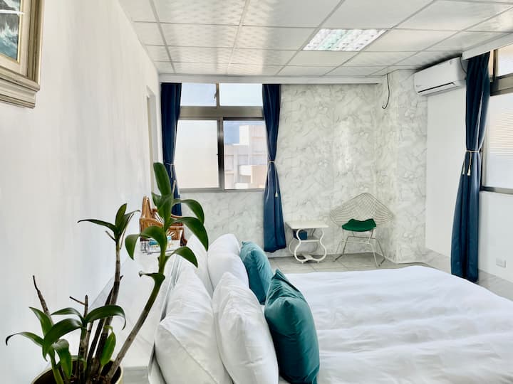 花蓮市中心山景獨立陽台套房 - Hualien