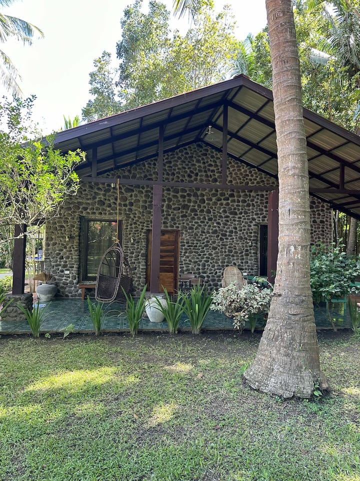 3br Guesthouse Farm Stay In Sariaya, Quezon - Candelaria