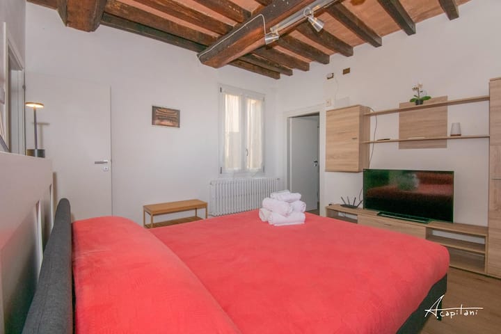 A Due Passi Dal Duomo - Módena