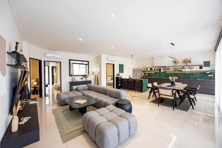 Luxury 3br | Central Berawa Canggu – Damai Living - Australia