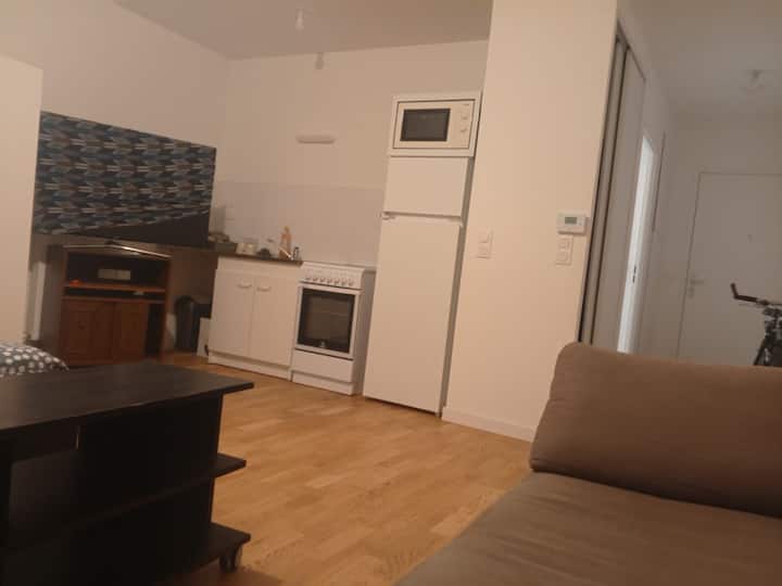 1br Studio Balcony & Kitchen - Pontault-Combault