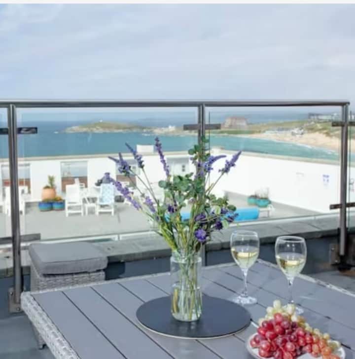 Sea View Apartment With Pool - Newquay