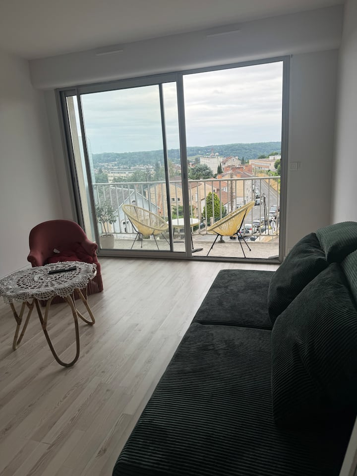 Appartement ~ Lumineux Et Confortable • 2 Chambres - Boulazac