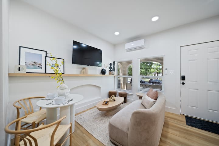 Mediterranean Villa Vibes #1 At East Downtown - Houston, TX