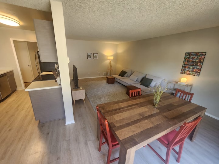 1 Bedroom Apt In Mountain View - Mountain View, CA