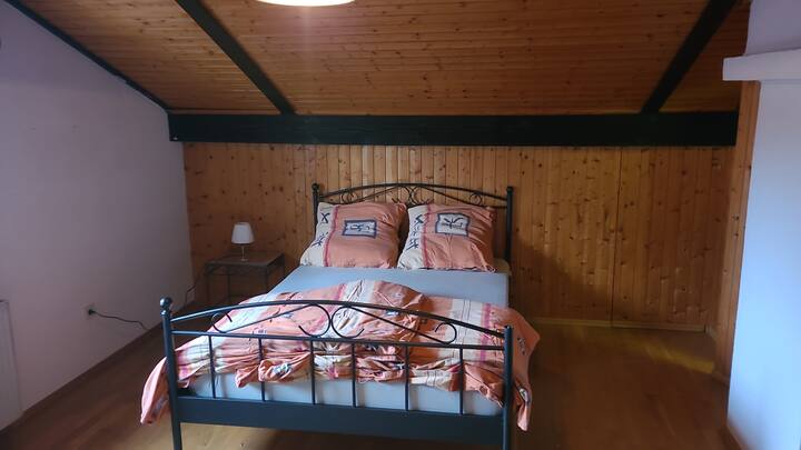 Ferienwohnung Jochen Riederer - Neualbenreuth