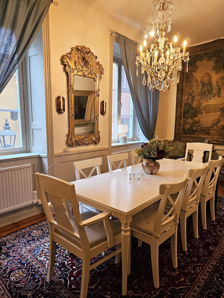 1600s Apartment In The Old Town - Stockholm