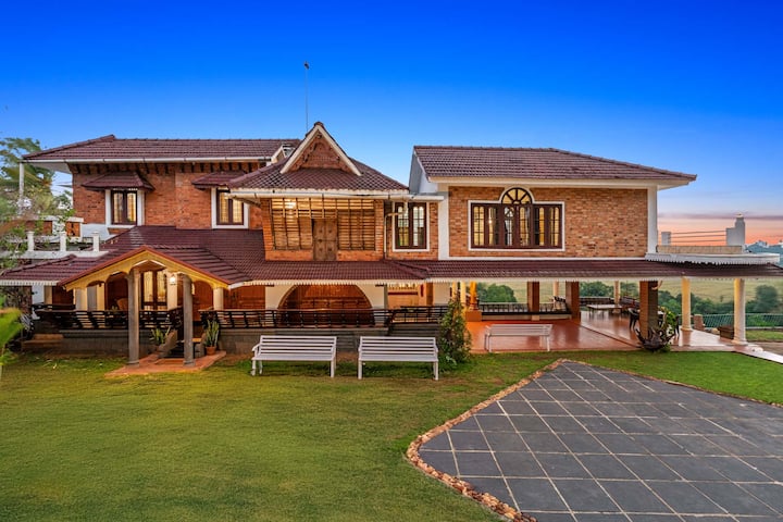 Stayvista At Lakshmipuram Villa W/ Pool, Wifi - Kottayam