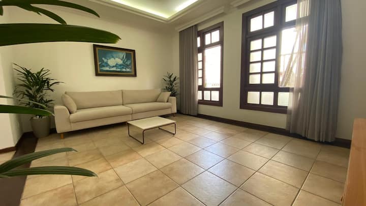 Quarto Triplo - Carlos Prates Em Belo Horizonte - Belo Horizonte