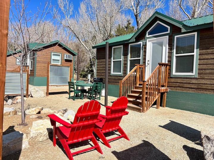 Deluxe Cabin 102 - Monarch, CO
