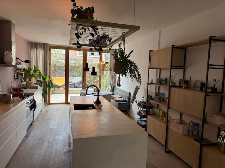 Sunny House Haarlem Center (Inc. Bikes&supboards) - Haarlem