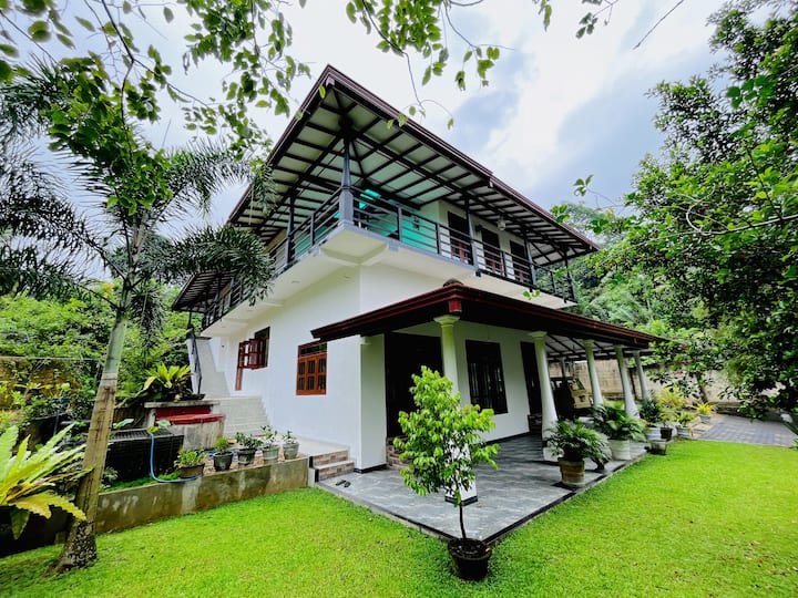 Relux Villa Calm & Private Stay - Sri Lanka