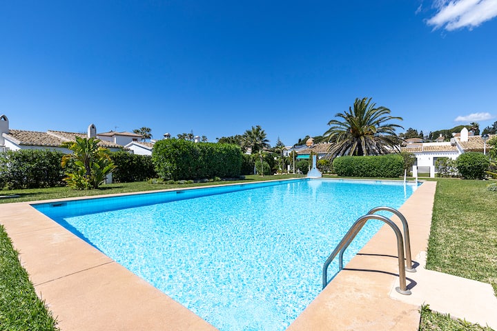 Cosy Holiday Villa Near The Sea - La Cala de Mijas