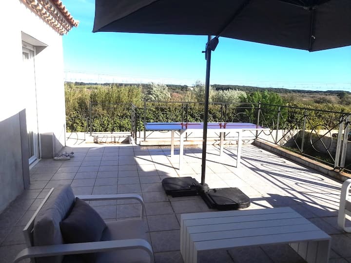 Appartement Cosy, Et Terasse Spacieuse - Vic-la-Gardiole