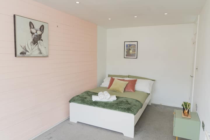 10 Mins To Town + Free Parking - Birmingham