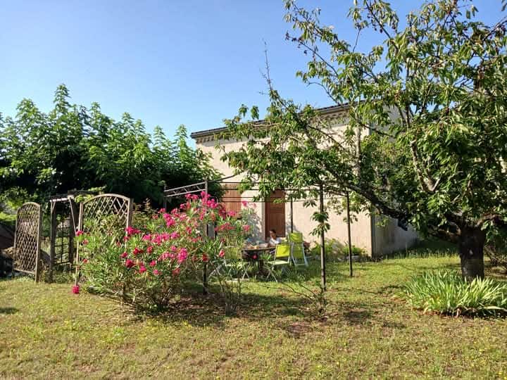 Gîte 5 Pers. Sur Grand Terrain - Labeaume