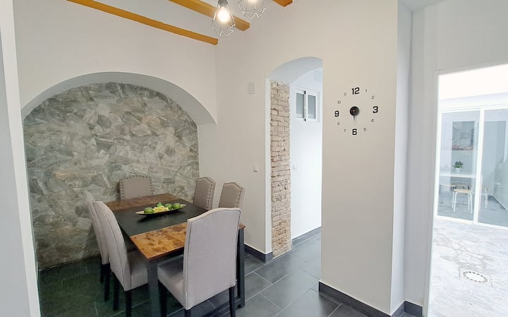 Casa Moderna En El Centro De Sagunto - Torres Torres