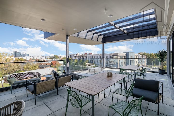 Southend 2bd! Amazing Rooftop! - Quail Hollow - Charlotte