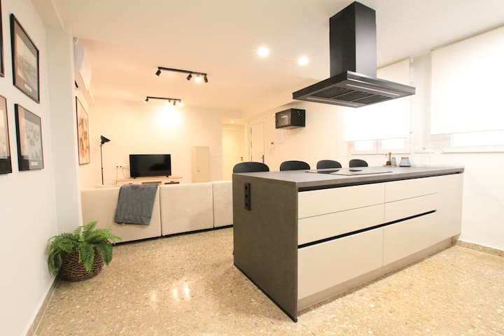Acogedor Apartamento En Cabanyal - Valencia