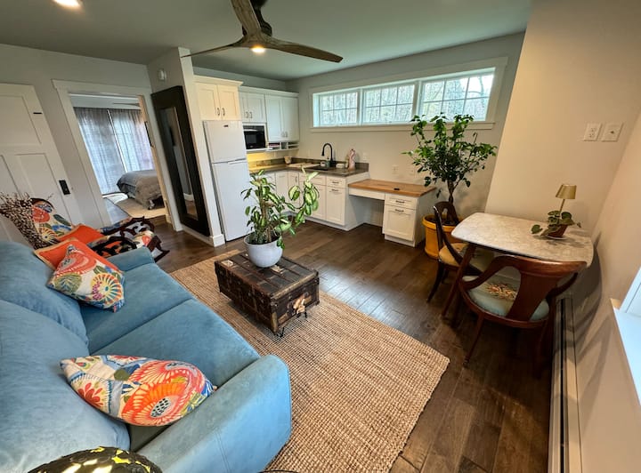 Sallie’s Pad - Burlington, VT