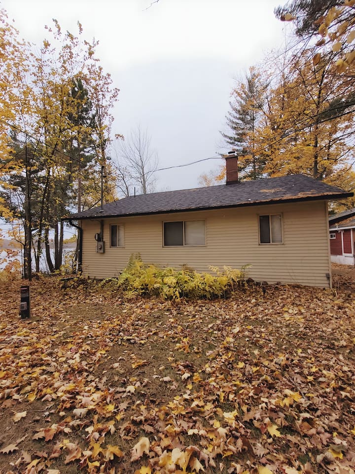 Peninsula Point Retreat - Gravenhurst