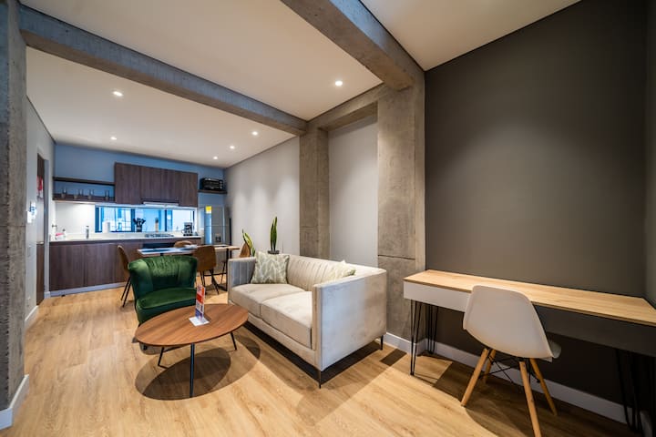 Vibrant Loft @Zone G With Laundry & Balcony - Bogotá
