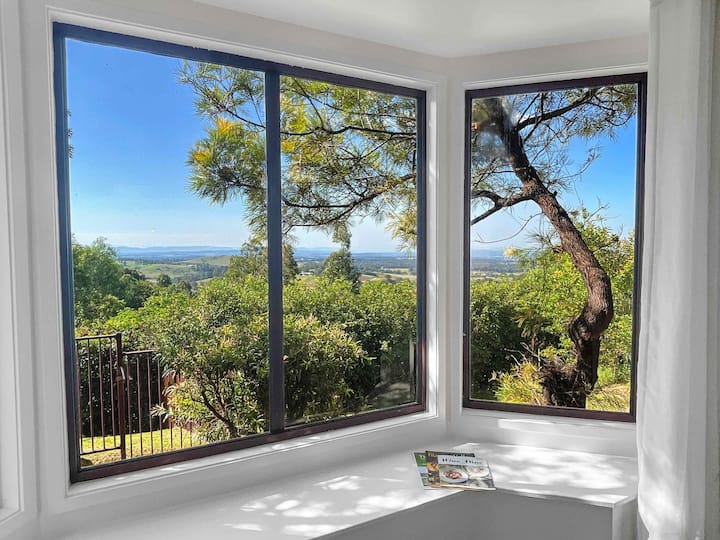 Bimbadeen Estate -  Villa 1 - Paxton