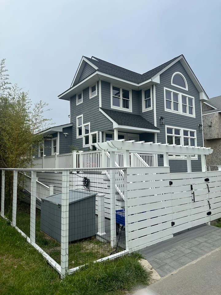 Ocean Beach Fire Island Luxury Retreat - Ocean Beach, NY