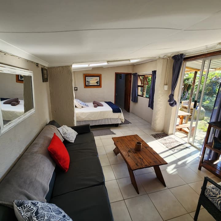 Pet Friendly Beach Cottage, Psj - 