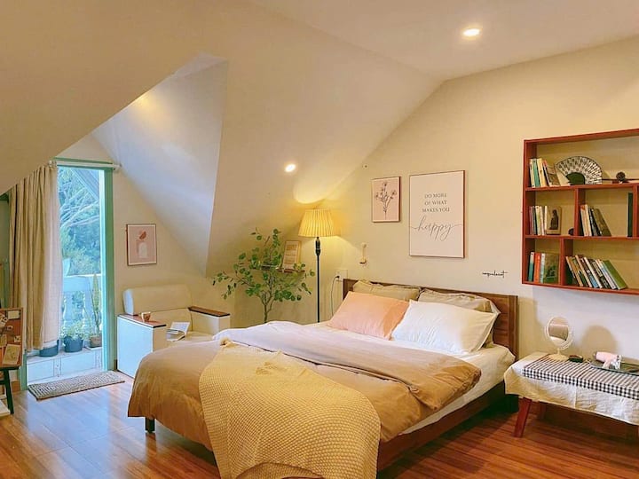 Phòng áP Mái Ban Công đồI Thông Pine Tree Đà Lạt - Đà Lạt