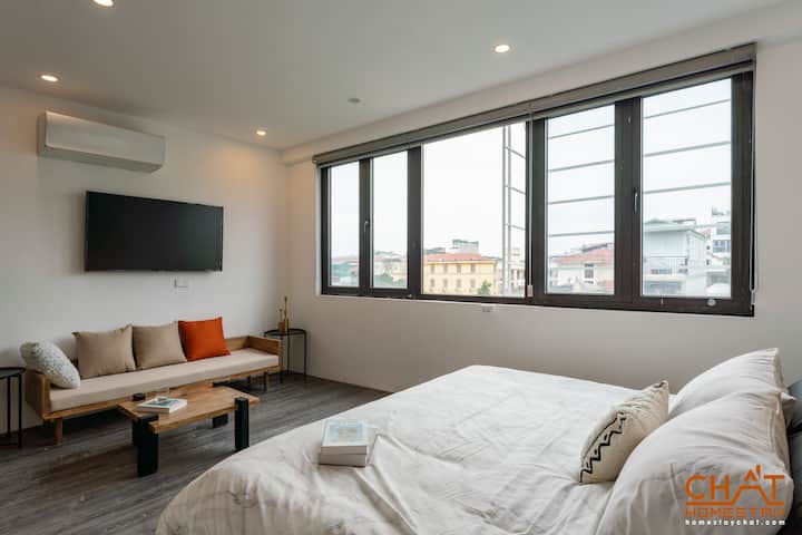 Noir & Nest | Modern 1br W- Kitchen & Free Laundry - Hanoi