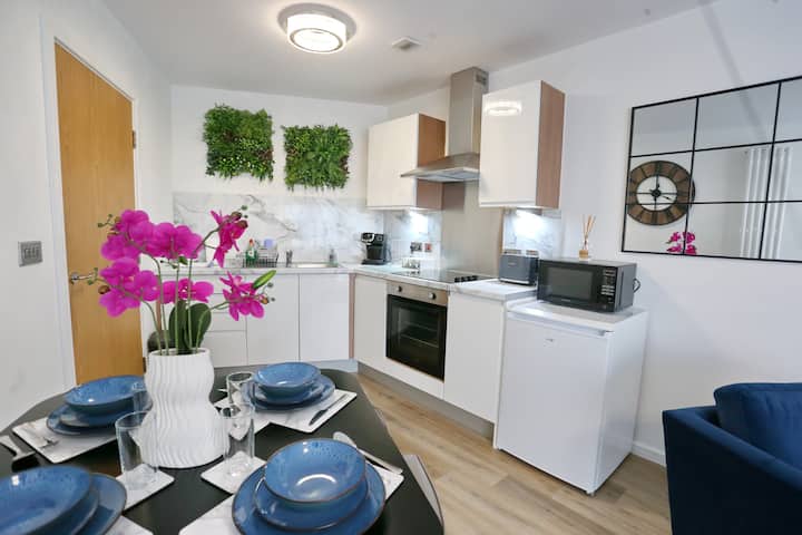 Prime Location 2-bed By Co-op Live & Ethihad - Manchester