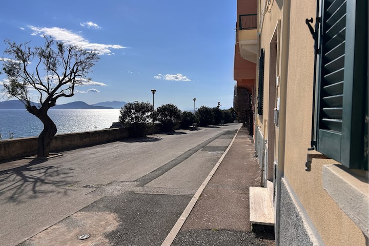 Tra Castello E Mare Apartment - Piombino