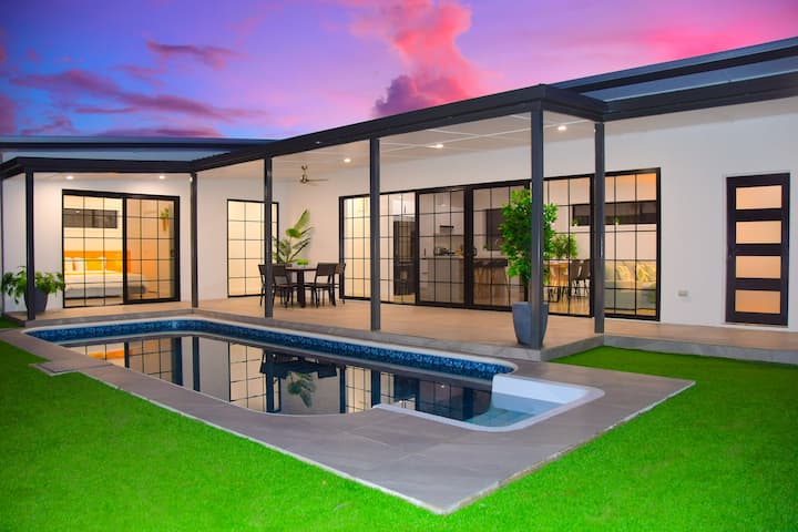 Leama Villa#1 - 3bdr, 3.5bath, Pool, Free Wifi, Ac - Apia