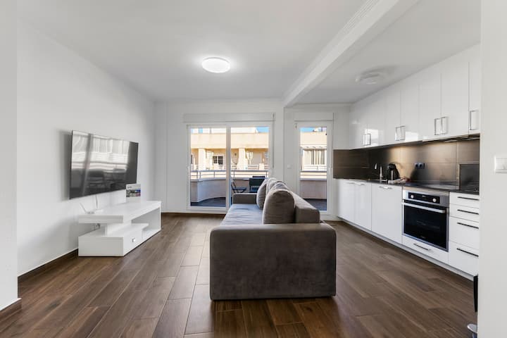 Modern Roof Top Apartment In The City Center - Torrevieja