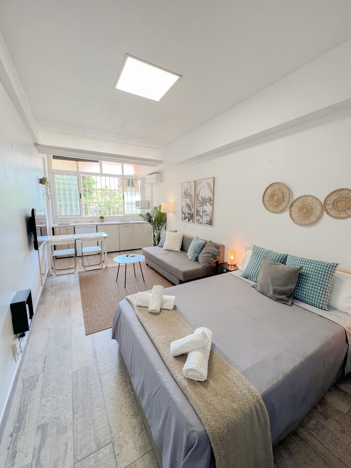 Cozy Studio With Pool Acuario - Benalmádena