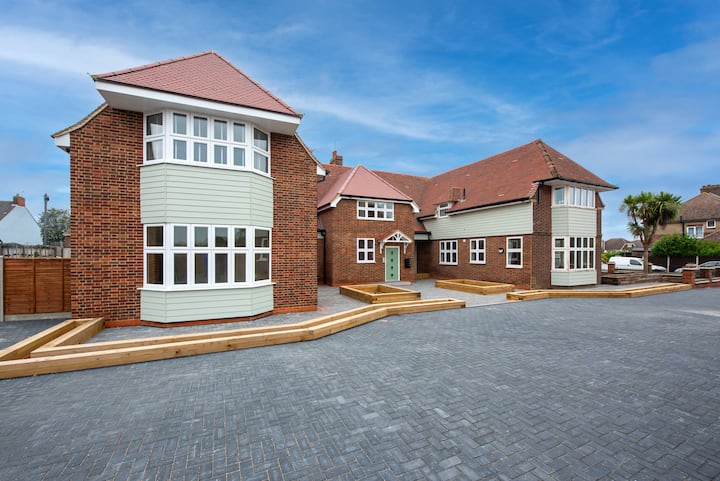 Harwich Apt: Gig-speed Wifi & Parking - Harwich