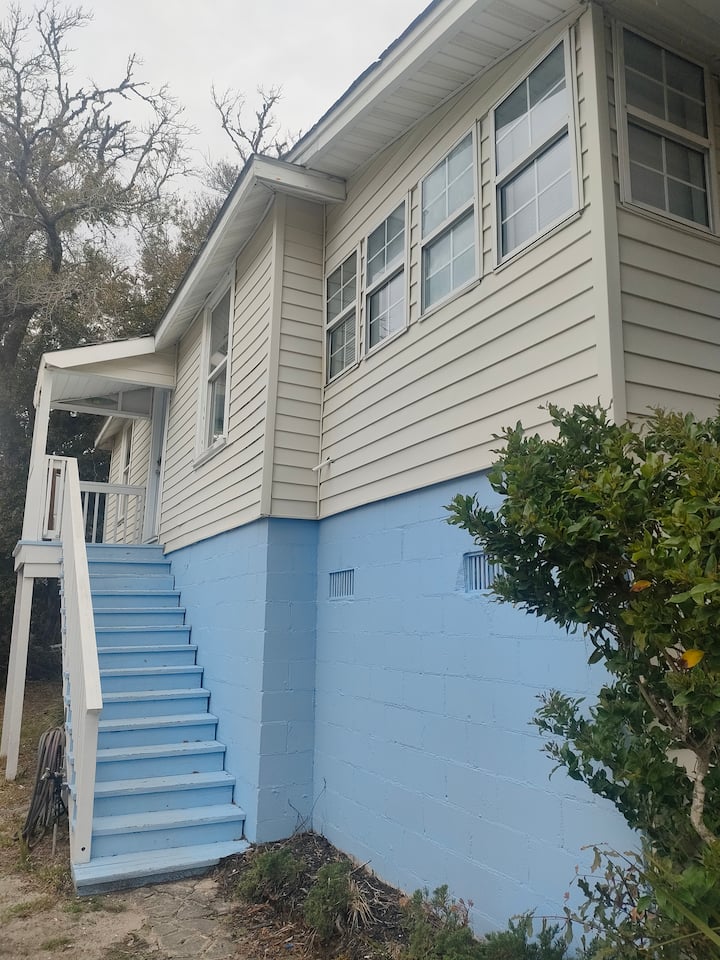 Coastal Cottage - North Myrtle Beach, SC