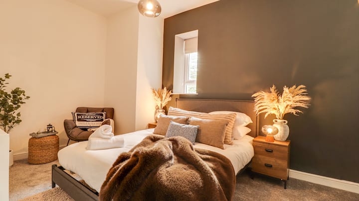 The Gate House-wyndale Living- West Malvern - Malvern