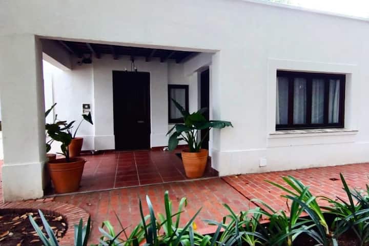 Hab. Familiar En San Lorenzo, Con Desayuno - Salta