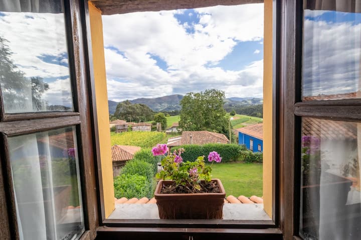 La Casona Del Cura 3, Caléndula - Salas