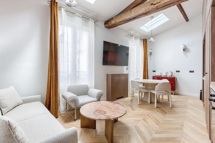 Luxury & Design Loft 2br/6p - With Ac - Bastille - Louvre Museum - Paris