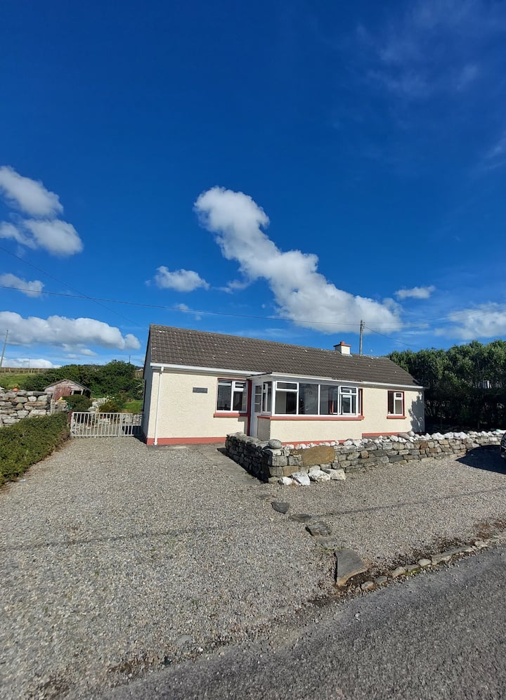 Radharc An Oilean Cottage - County Donegal