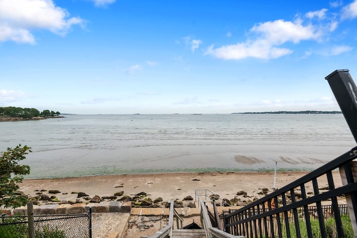 Beachside Garden Oasis - Beverly, MA