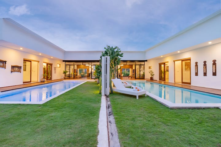 Villa Wamwui By Dreamawaybali - 7br - Beach Access - Kuta