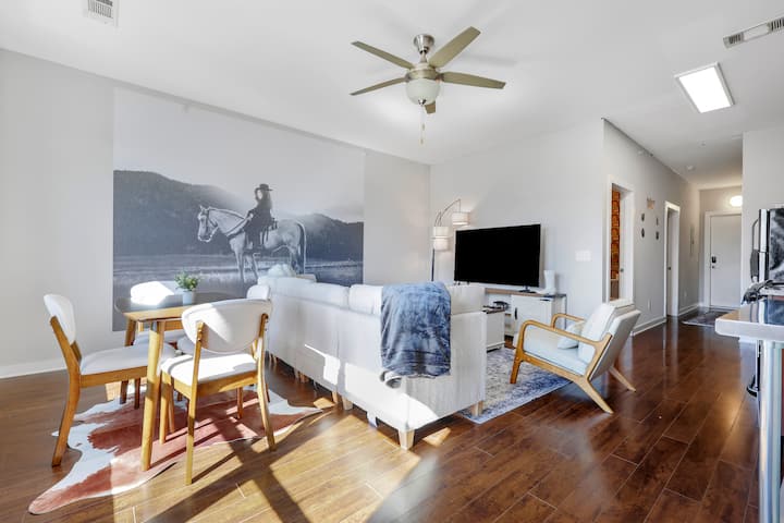 Rodeo Retreat Germantown | Minutes To Broadway! - Nashville, TN