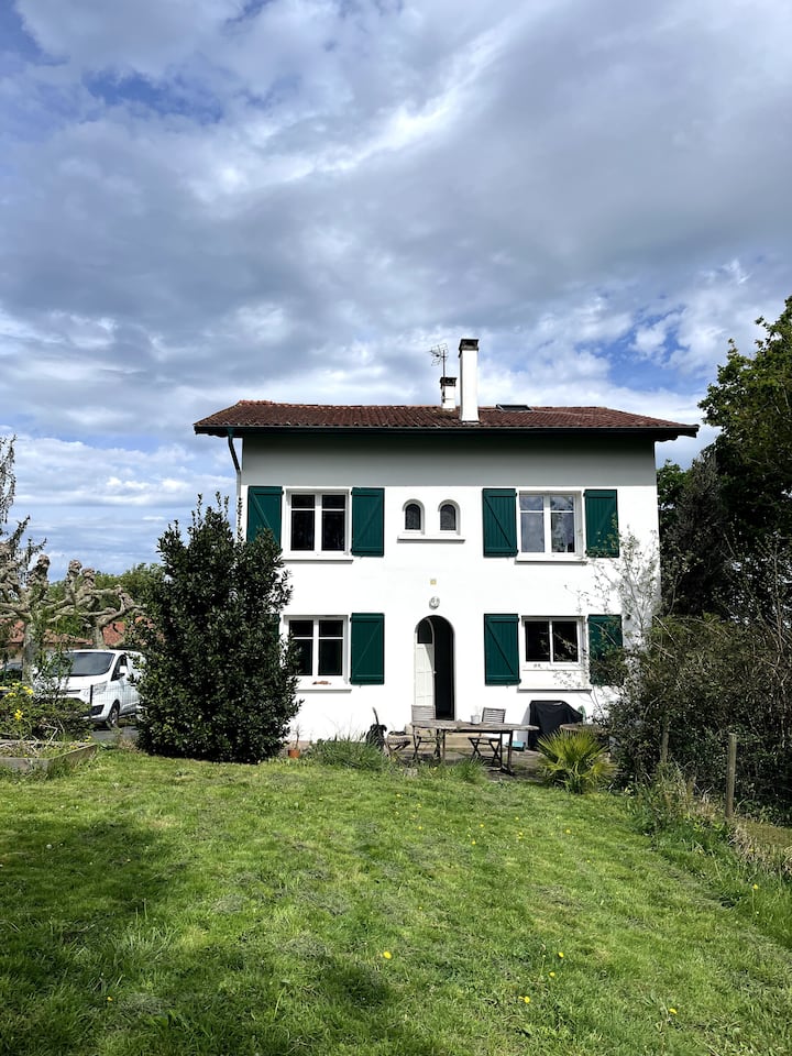 Logement Entier Avec Jardin à Ascain - Ascain