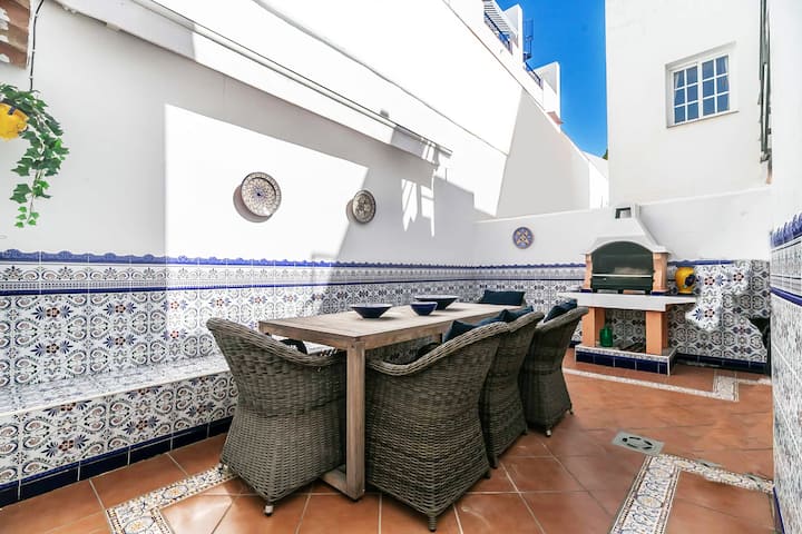 125 - Lovely Andalusian Beachside House With Patio - La Cala de Mijas